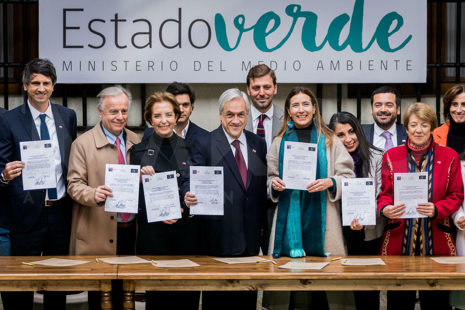 Gobierno firma compromiso de “Estado Verde” - Agencia Makro